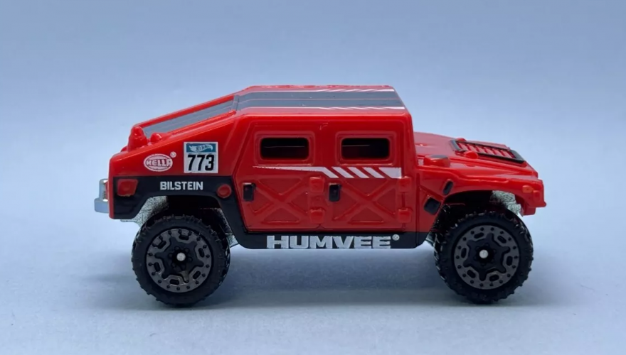 Машинка Базова Hot Wheels HMMWV Humvee Dirt 1:64 HYX05 Red — купити в ...