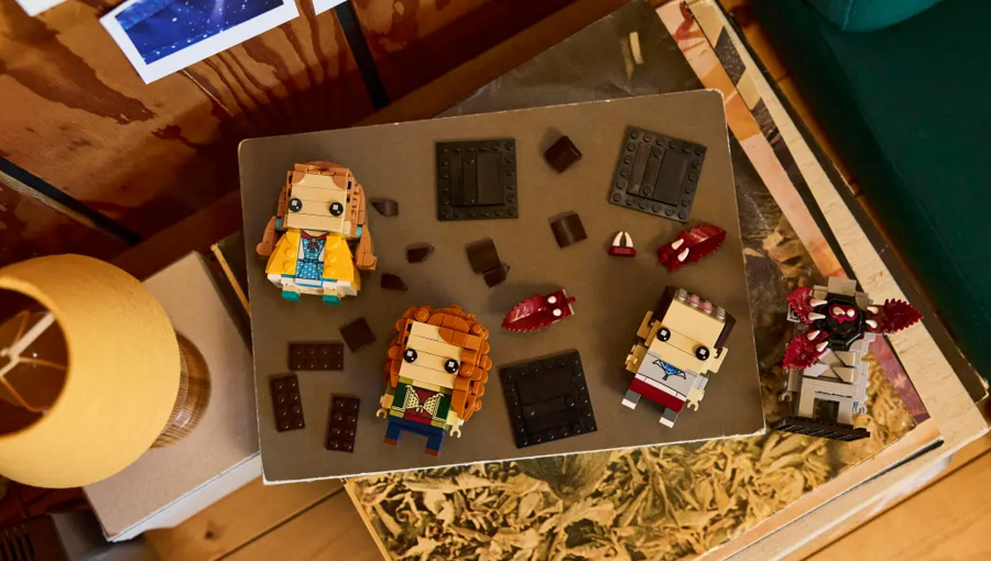 Конструктор Lego Stranger Things: Eleven, Max, Demogorgon and Holly ...